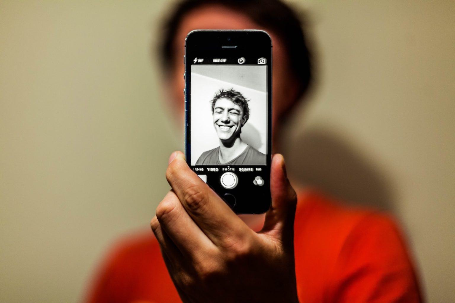 Take a Selfie Photo on Android Using Voice Commands